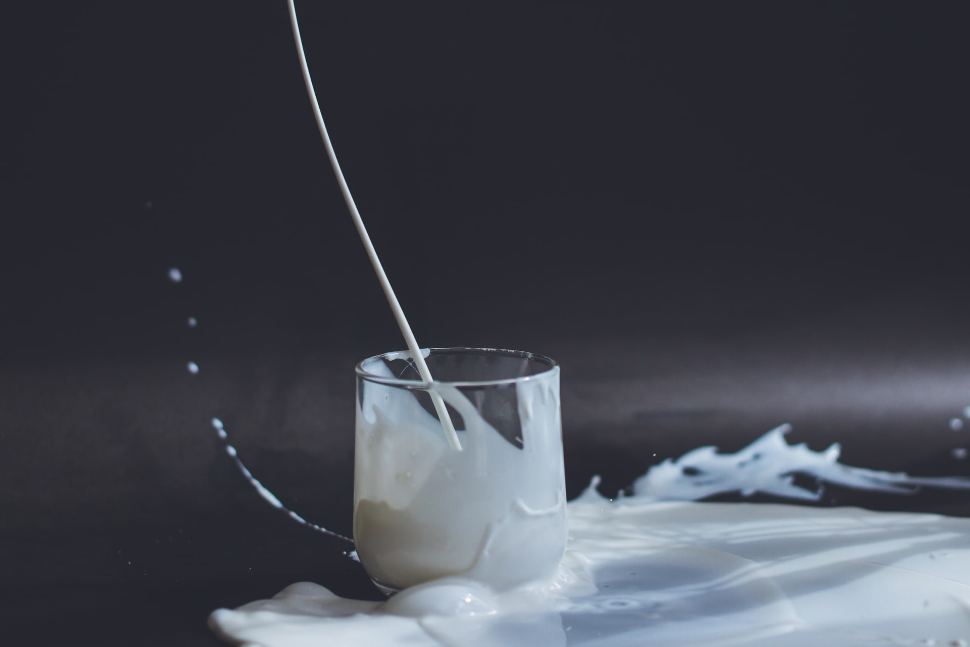 Le lait : bon ou mauvais pour notre santé ? | Santé Optimum